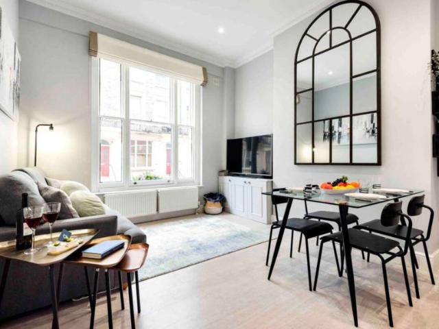 1 Bedroom Apartment London London LS101823544