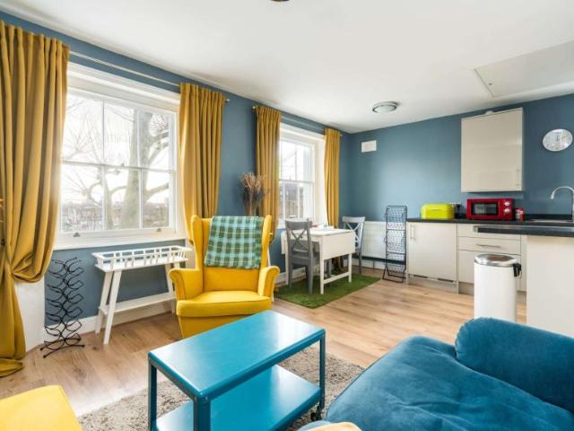 1 Bedroom Apartment London London LS101823101