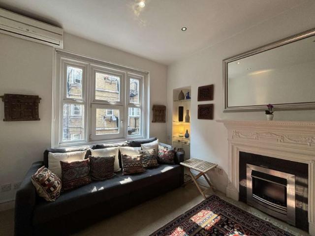1 Bedroom Apartment London London LS101843705