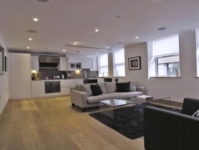 1 Bedroom Apartment London London LS101848030