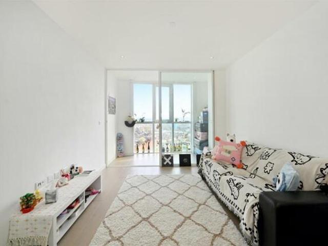 1 Bedroom Apartment Londres Great London LONDON SW8 86711210