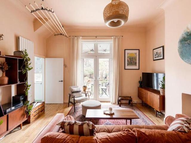 1 Bedroom Apartment Londres Greater London 98765694