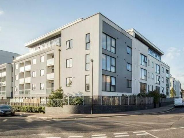 1 Bedroom Apartment Londres Greater London 98118636