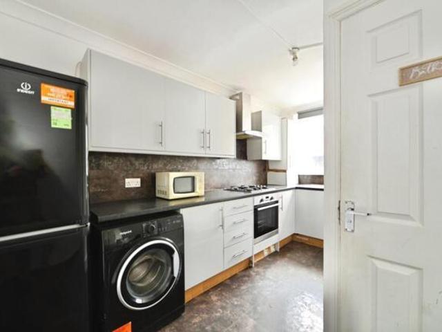 1 Bedroom Apartment Londres Greater London LS98864691
