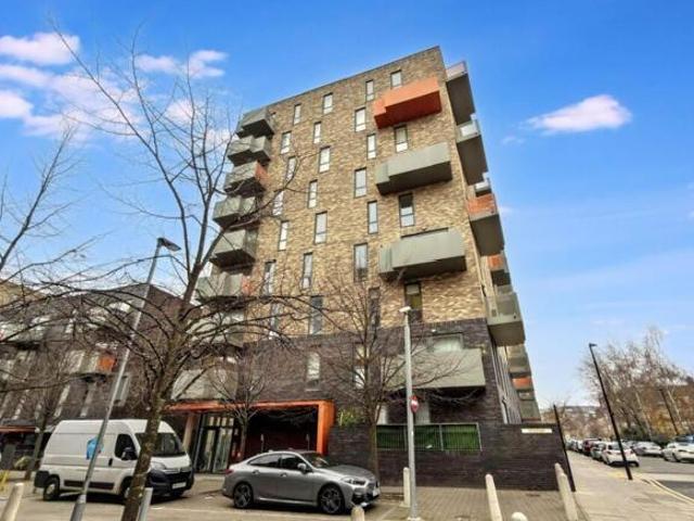 1 Bedroom Apartment Londres Greater London LS98929976
