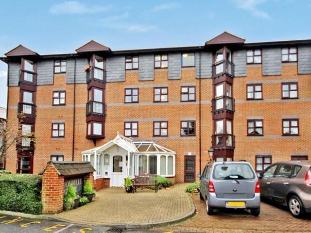 1 Bedroom Apartment Londres Greater London LS99986342