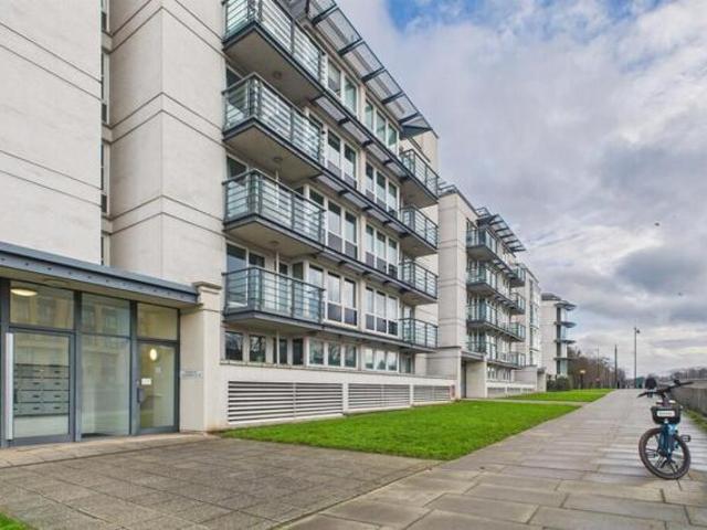 1 Bedroom Apartment Londres Greater London LS100824864
