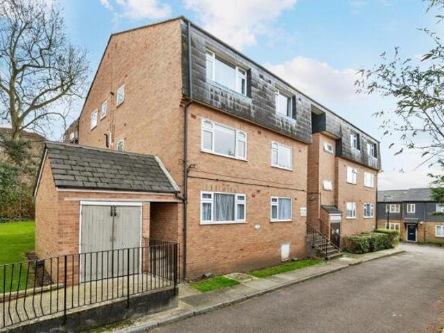 1 Bedroom Apartment Londres Greater London LS100057868