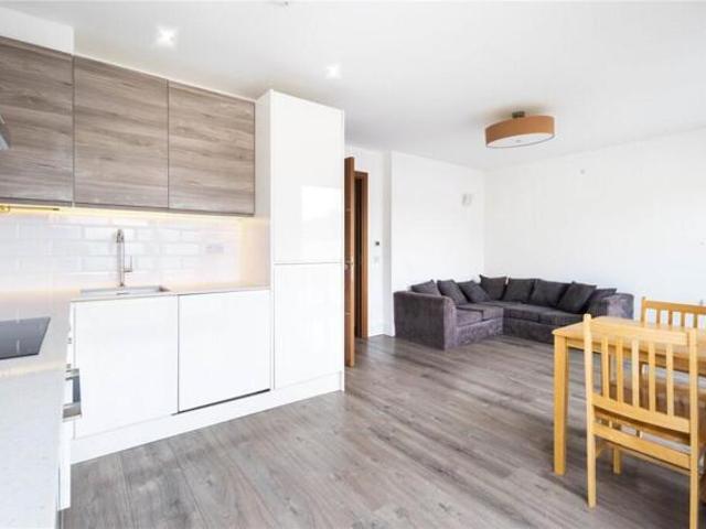 1 Bedroom Apartment Londres Greater London LS100158468