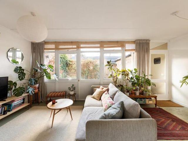 1 Bedroom Apartment Londres Greater London LS101200194