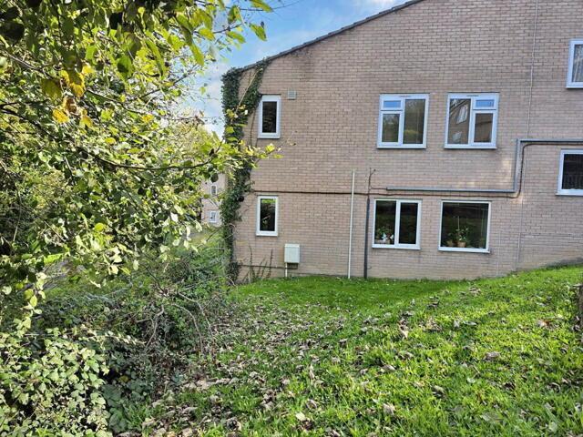 1 Bedroom Apartment Plymouth Plymouth LS99161998