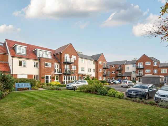 1 Bedroom Apartment Princes Risborough Buckinghamshire 101678535