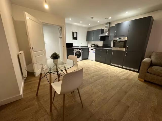 1 Bedroom Apartment Rainham Rainham 97634712