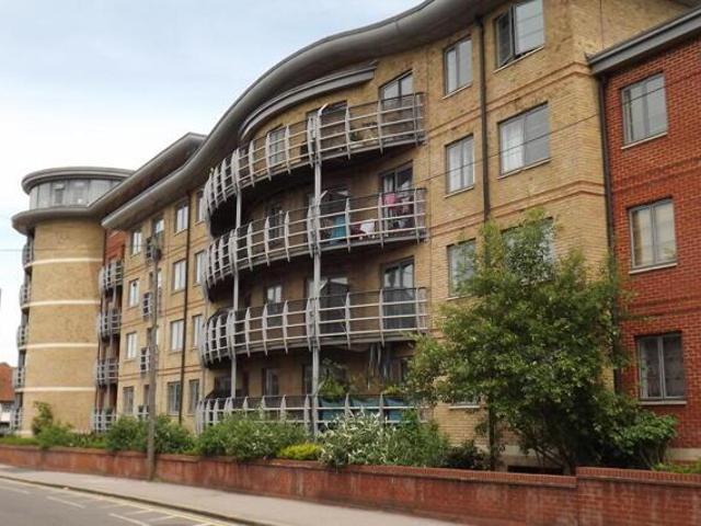 1 Bedroom Apartment Reading Reading LS101677191