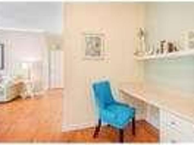 1 bedroom Apartment Resort Style Pool with Grilling Area. Dog OK!