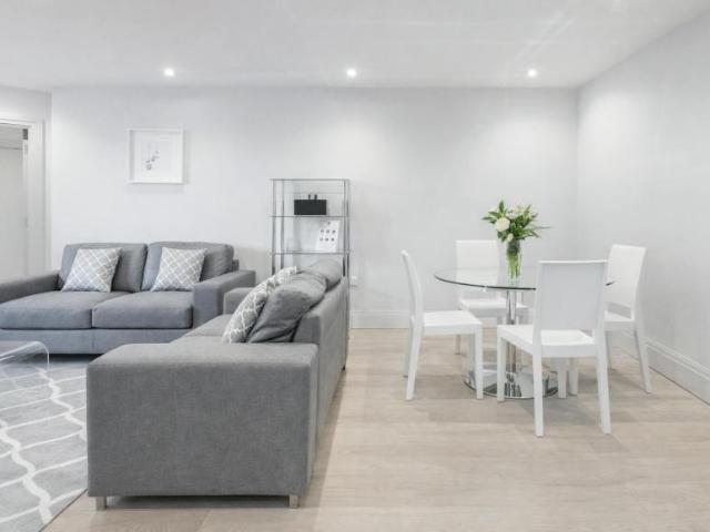 1 Bedroom Apartment Richmond Richmond LS99725497