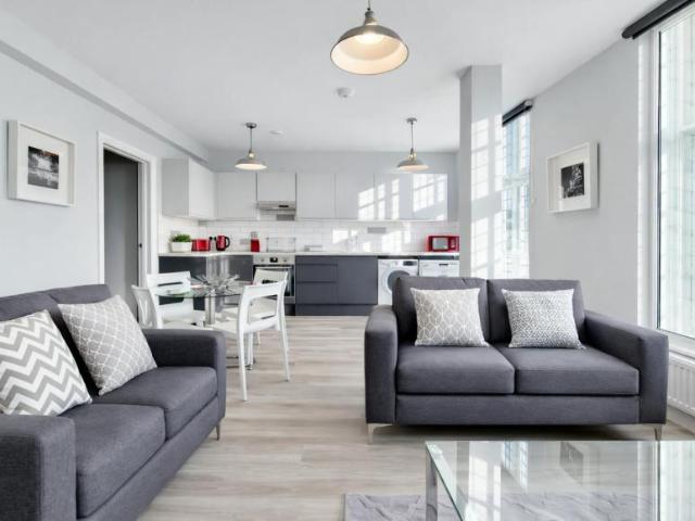 1 Bedroom Apartment Richmond Richmond 99725487