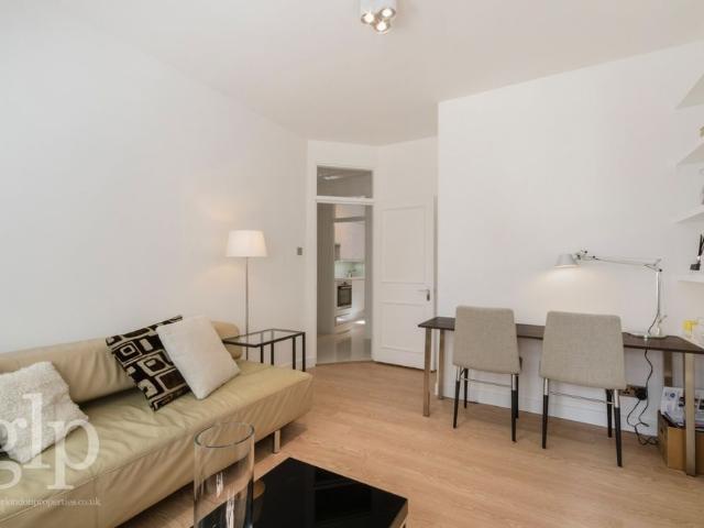 1 Bedroom Apartment, Riding House Street, Fitzrovia, W1W