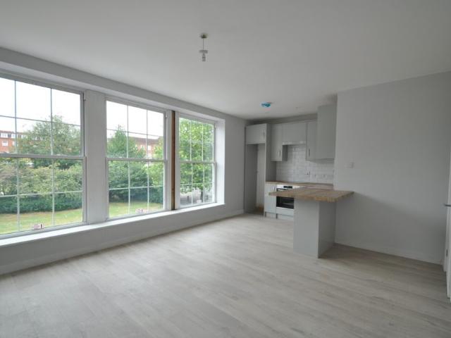 1 bedroom Apartment Stonebank, Welwyn Garden City