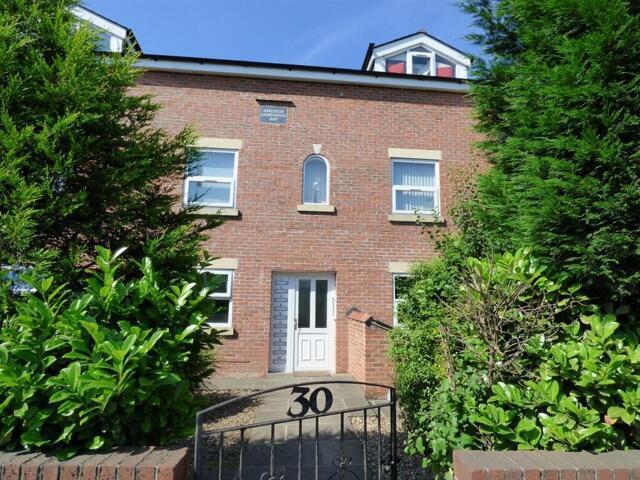 1 Bedroom Apartment Stockport Greater Manchester LS101891939