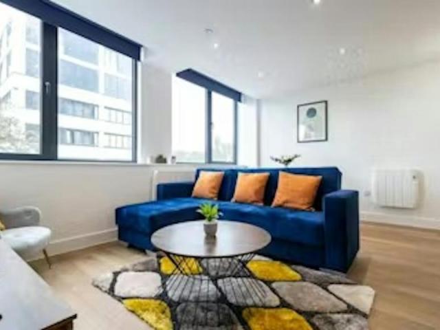 1 Bedroom Apartment Stretford Stretford LS101587556