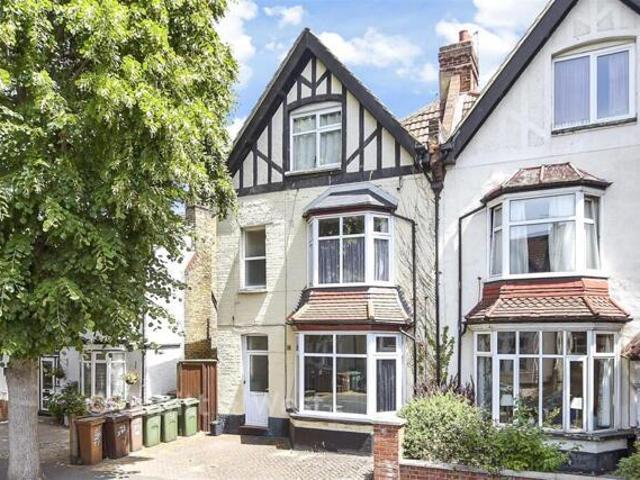 1 Bedroom Apartment Sutton West Sussex 98687647