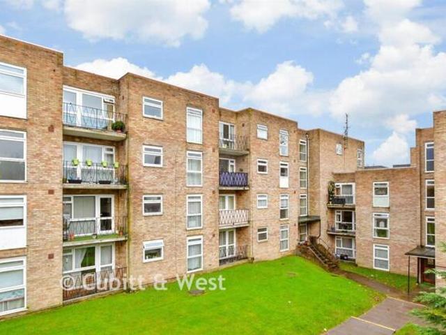 1 Bedroom Apartment Sutton West Sussex LS99290278