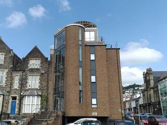 1 Bedroom Apartment Swansea Swansea LS100615187