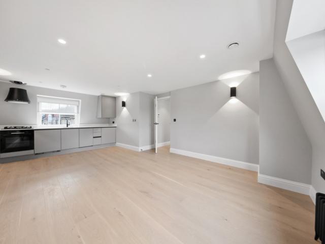 1 Bedroom Apartment, Shaftesbury Avenue, Soho, W1D, London 74410