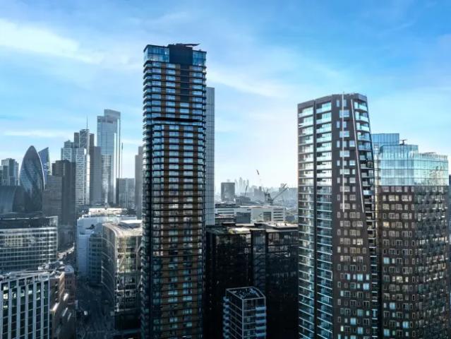 1 Bedroom Apartment Shoreditch London LS102596380