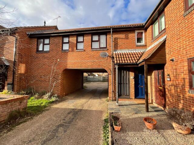 1 Bedroom Apartment Southend On Sea Essex 99161467