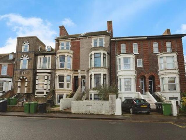1 Bedroom Apartment Southsea Portsmouth LS100881505