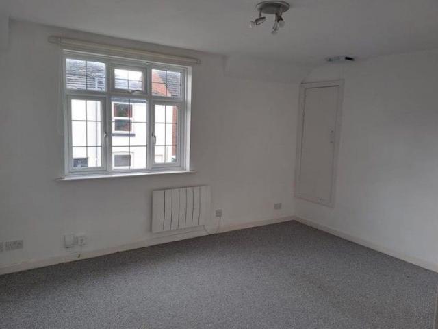1 Bedroom Apartment To Let