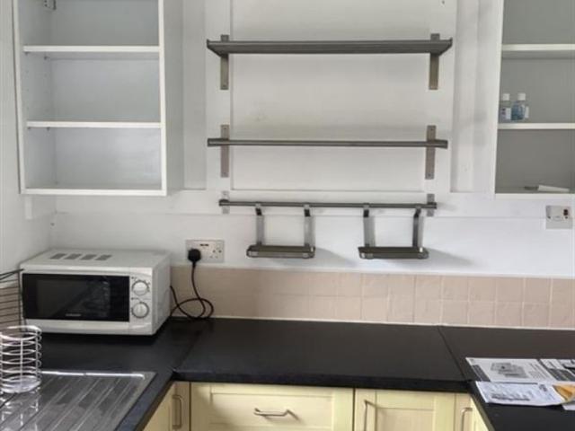 1 Bedroom Apartment To Let