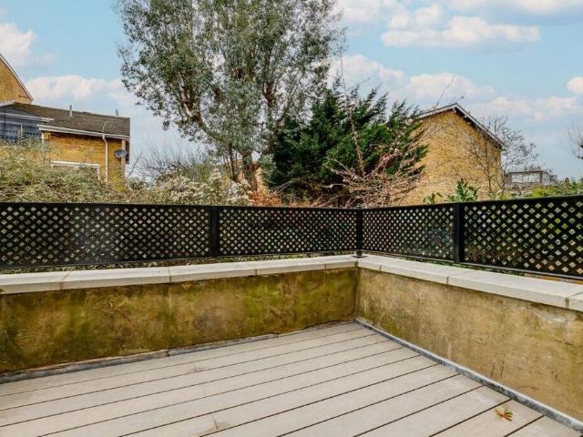 1 Bedroom Apartment To Let