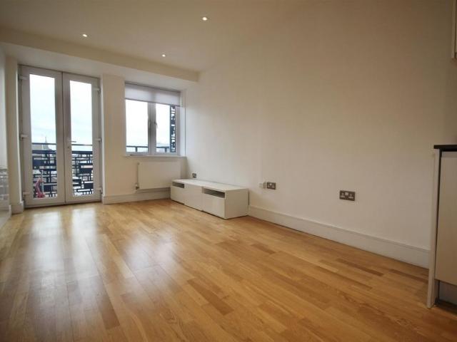 1 Bedroom Apartment To Let