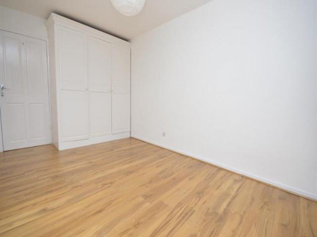 1 Bedroom Apartment To Let