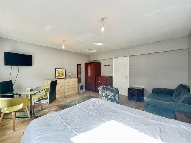 1 bedroom Apartment to let