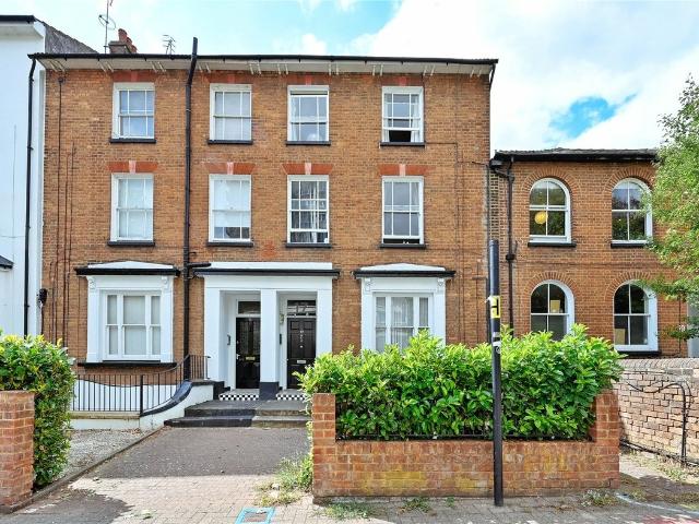 1 Bedroom Apartment to let in Alma Road, St. Albans, Hertfordshire, AL1