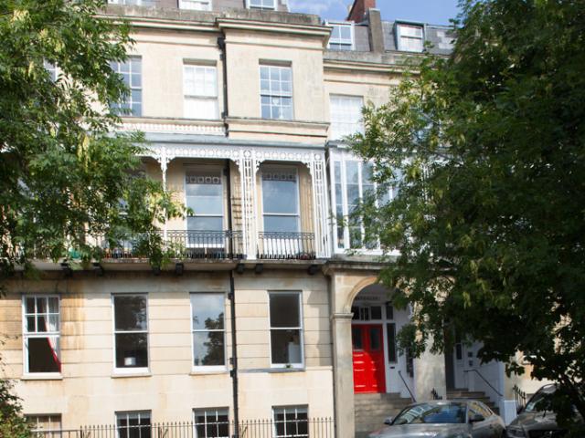 1 Bedroom Apartment To Let in Cheltenham, GL50