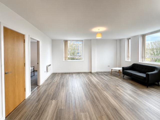 1 Bedroom Apartment to let in Stockport, Cheshire