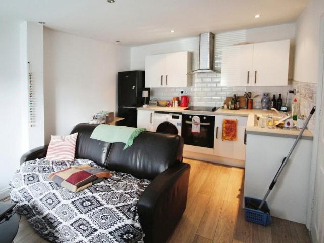 1 bedroom apartment to rent