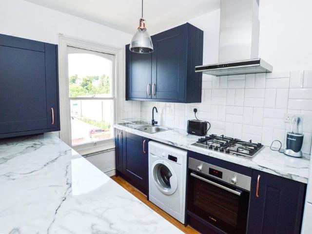 1 bedroom apartment to rent