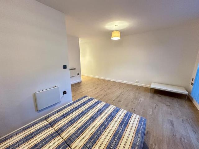 1 bedroom apartment to rent