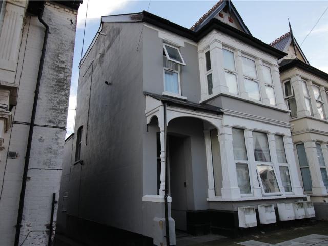 1 bedroom apartment to rent