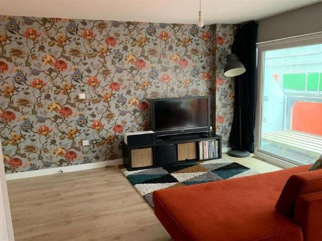 1 bedroom apartment to rent
