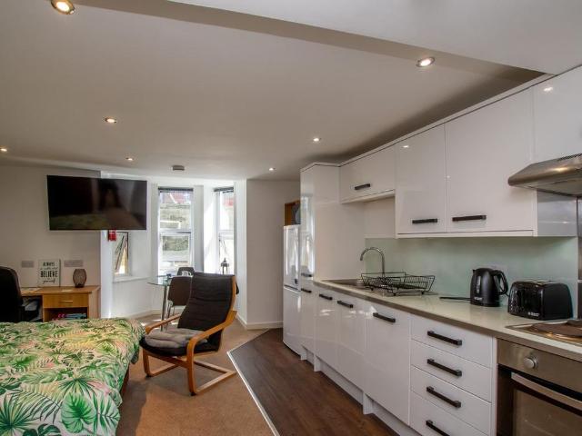 1 bedroom apartment to rent
