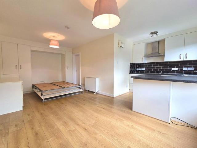 1 bedroom apartment to rent