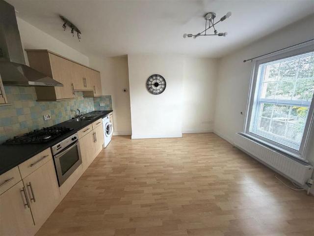 1 bedroom apartment to rent