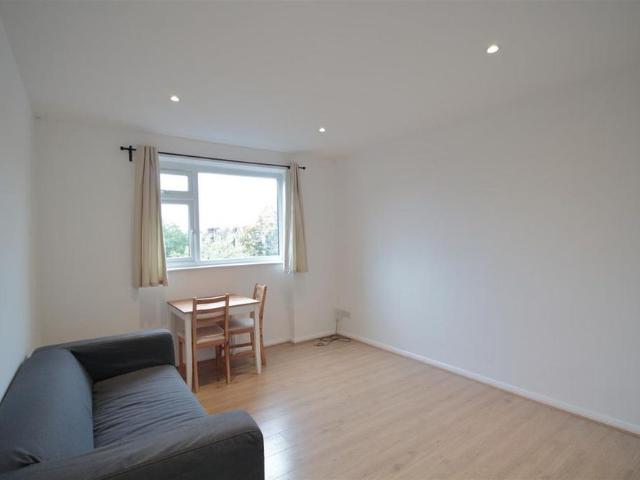 1 bedroom apartment to rent